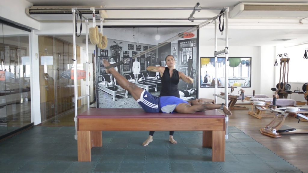 Dolphin no Pilates: aprenda a executar o movimento